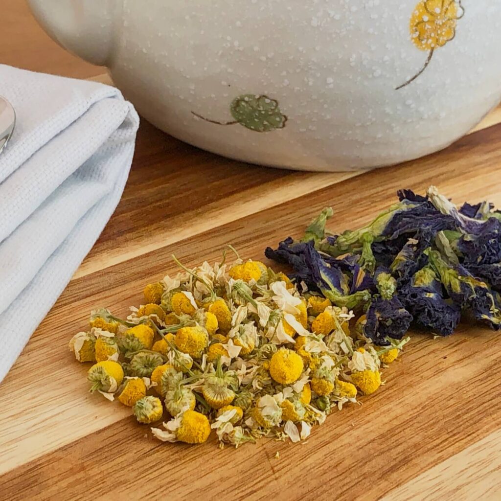 Chamomile blue tea - Thé Paon