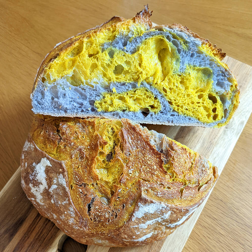 Butterfly pea and turmeric sourdough - Thé Paon